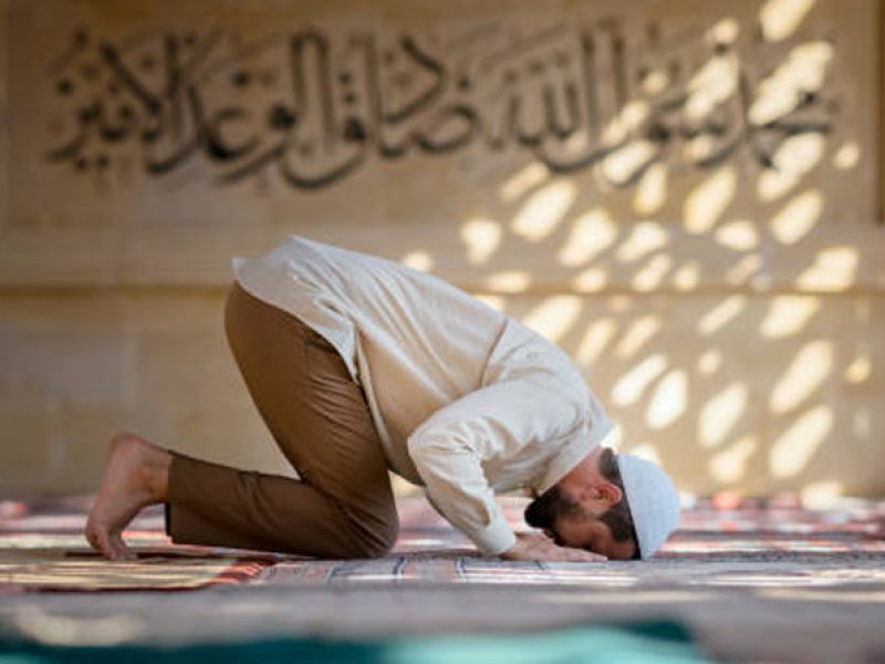 Menghidupkan Solat dalam Diri - iluvislam